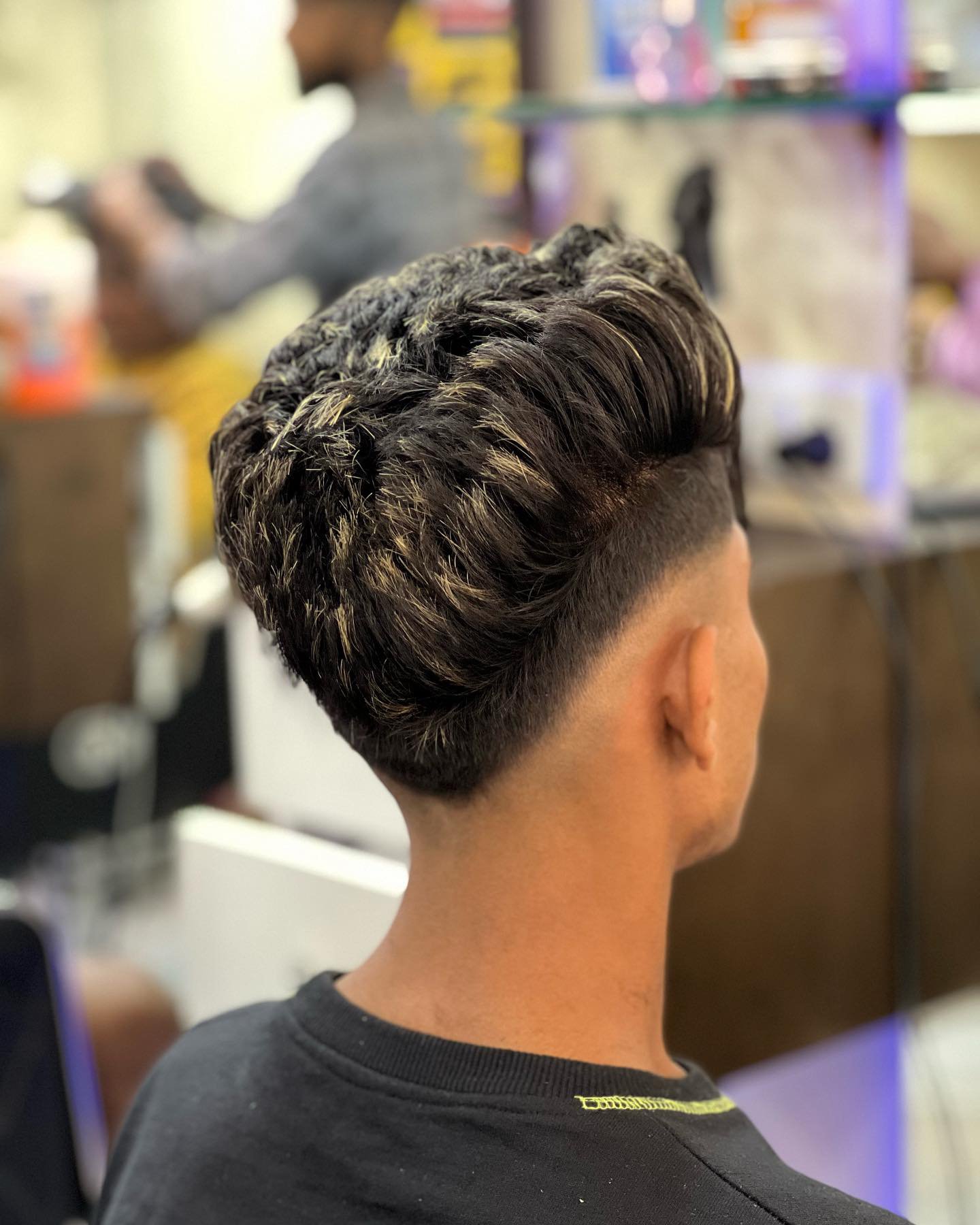 Hair Highlights for Men: Trendy Styles for a Fresh Look