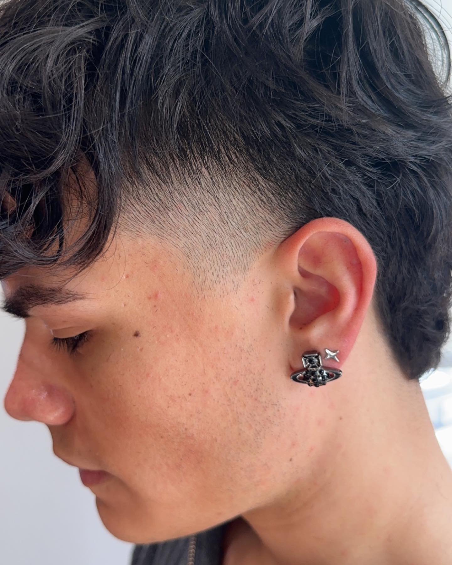 Curly Hair Man Hairstyle Ideas - Embrace Your Natural Curls